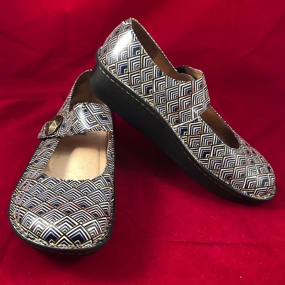 Alegria | Shoes | Algeria Mary Jane Platform Geometric Shoes | Poshmark